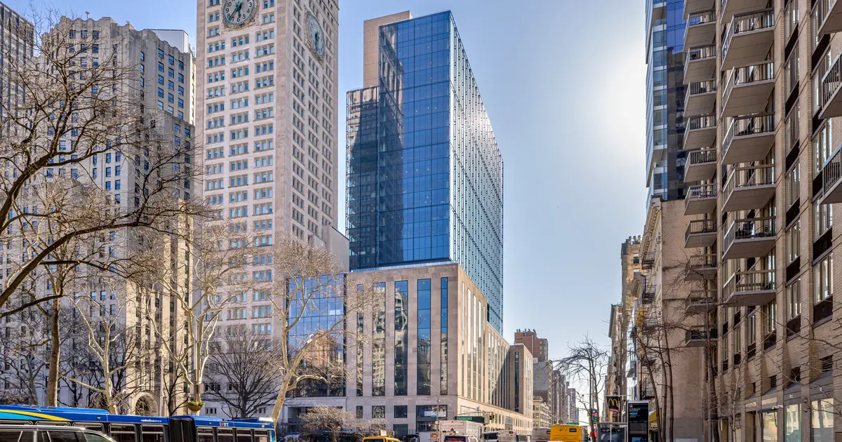 ULI Women’s Leadership Initiative Tours One Madison Avenue